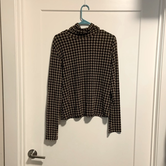 Mixit | Tops | Houndstooth Turtleneck With Shimmer | Poshmark